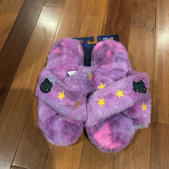 Dreamworks | Shoes | How To Train Your Dragon Womens Cozy And Cute ...